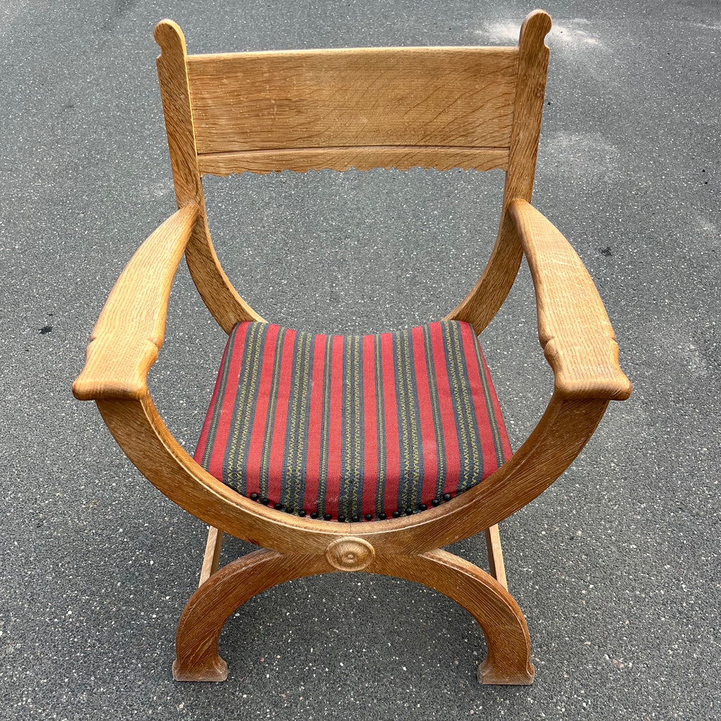 Henning Kjærnulf ‘Curule’ Chair — Nord