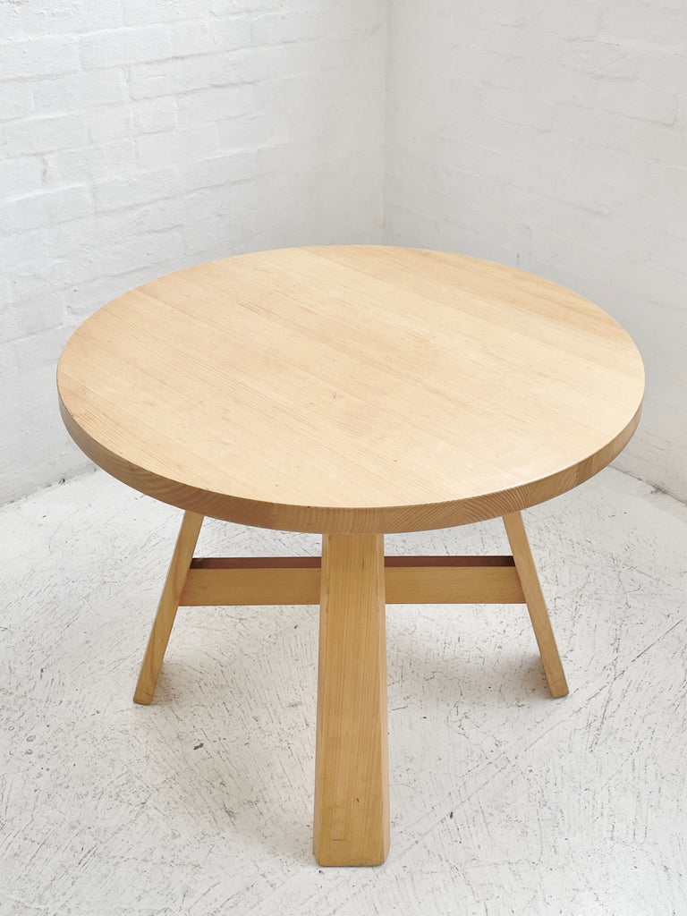 Jardan 'Flynn' Table — Nord