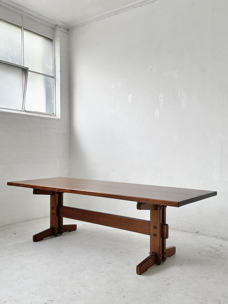 Norman Archibald 'Nore' Dining Table — Nord