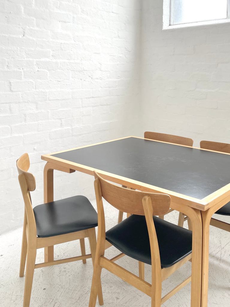 Farstrup Table — Nord