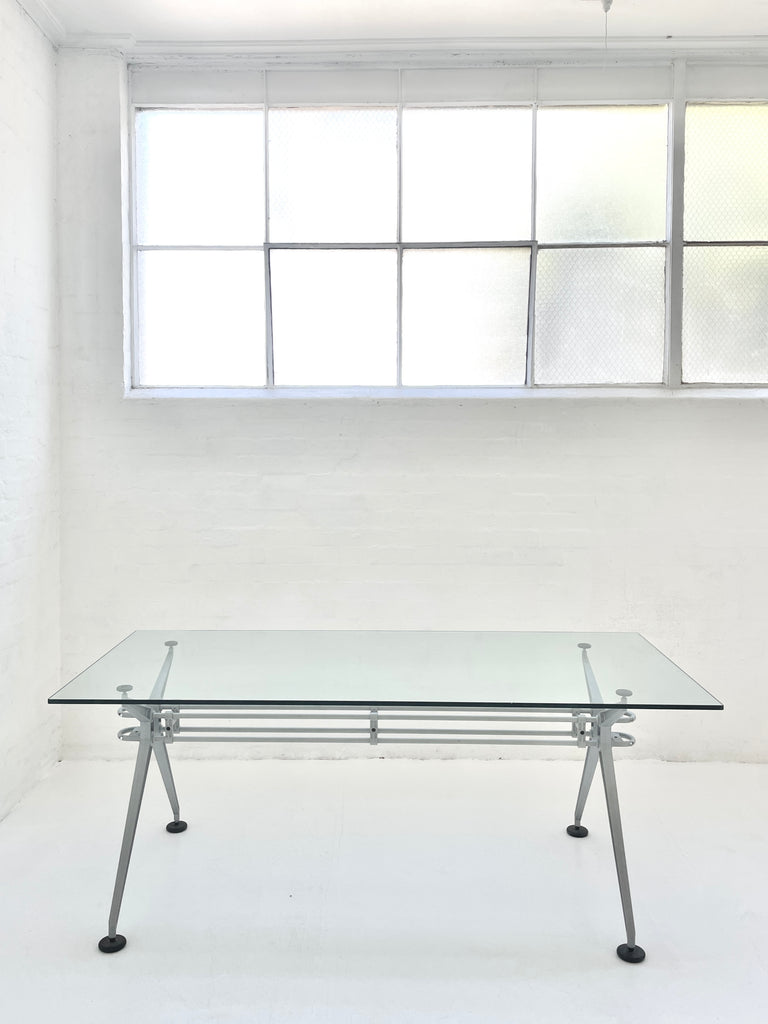 Airon Glass & Aluminium Table — Nord