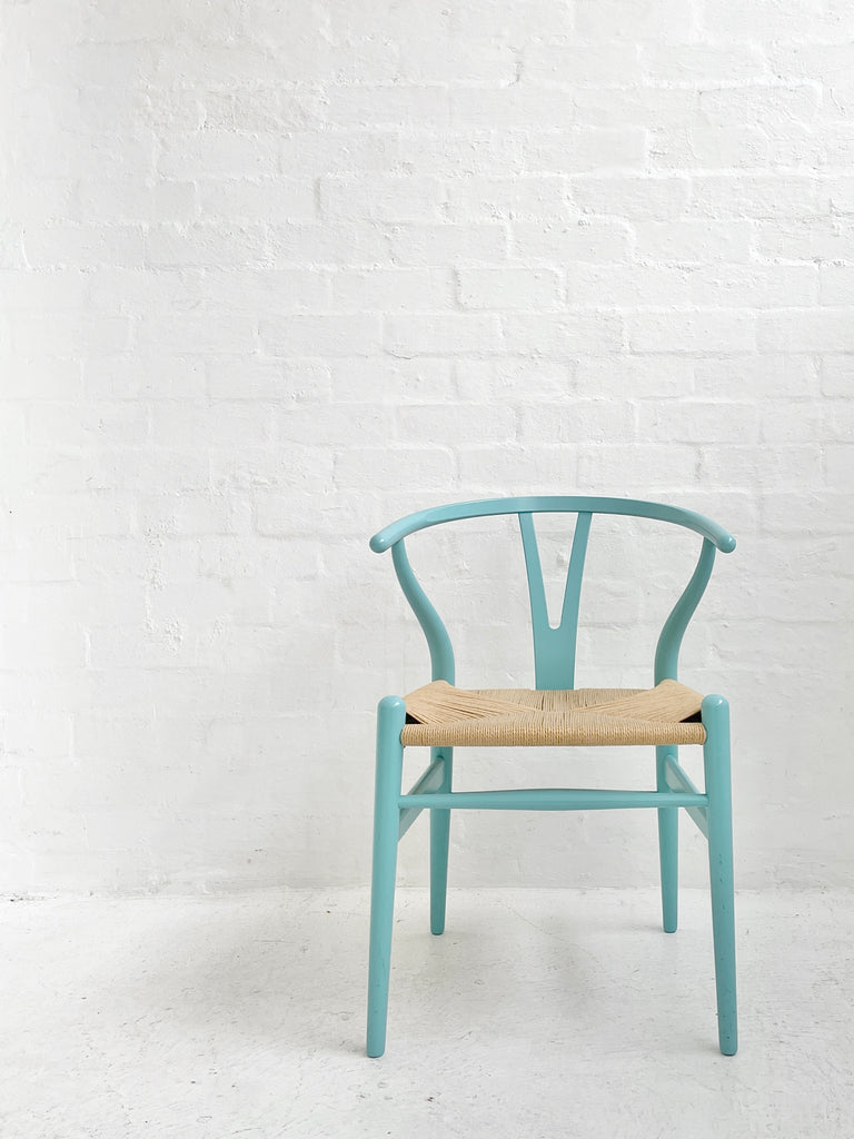 Hans J. Wegner CH24 'Wishbone' Chair — Nord